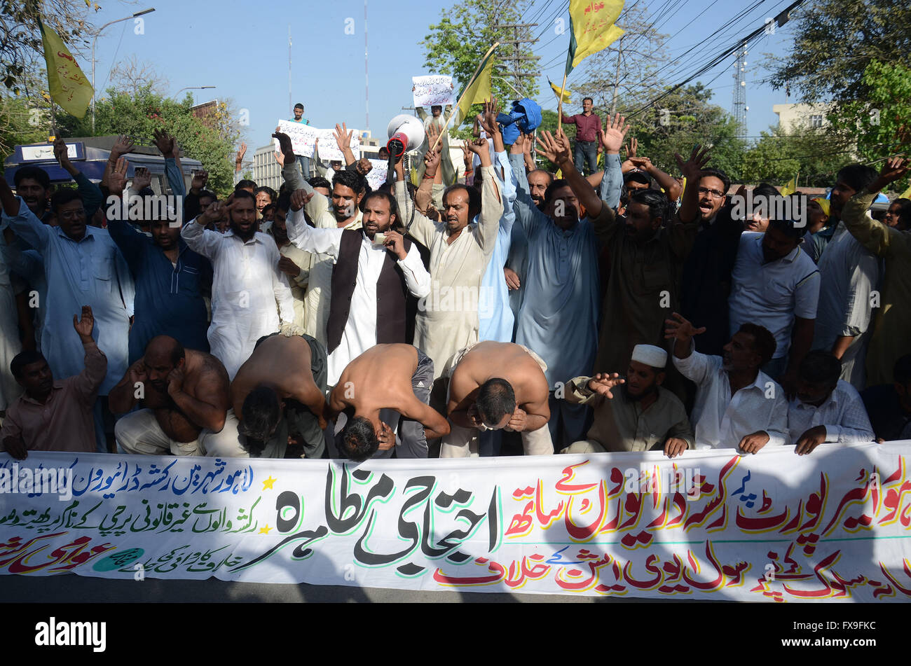 Lahore, Pakistan. 12th Apr, 2016. Pakistani Rickshaw drivers and ...