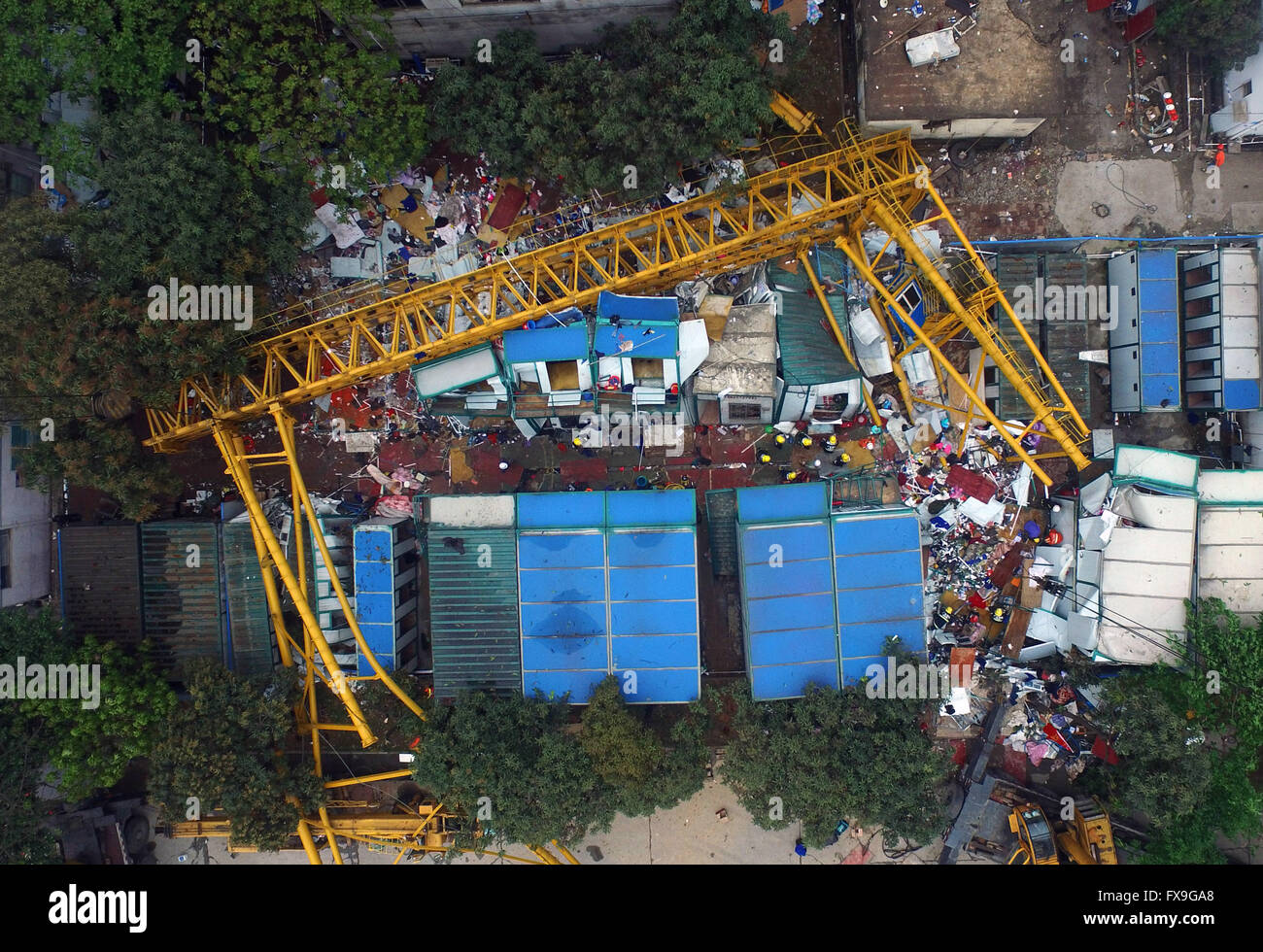 Dead construction workers hi-res stock photography and images - Alamy
