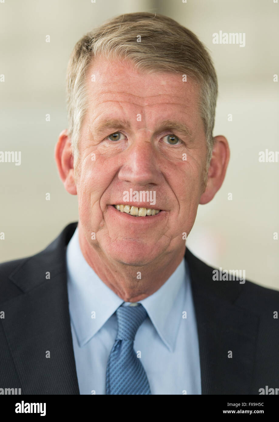 Friedrich joussen tui hi-res stock photography and images - Alamy Friedrich joussen tui hi-res stock photography and images - Alamy