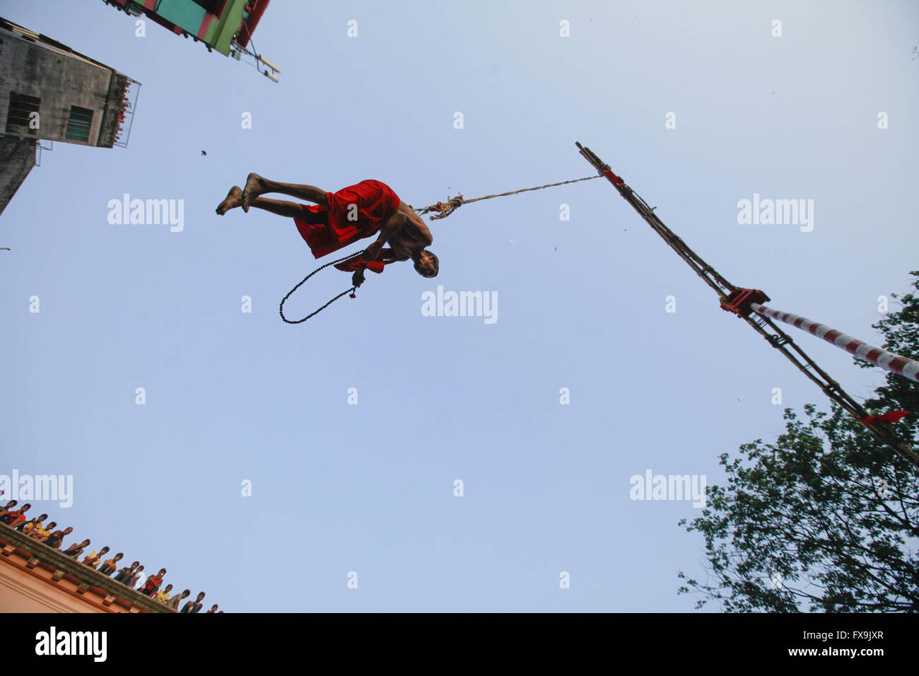 Hindu devotee back pierced hooks hi-res stock photography and images ...