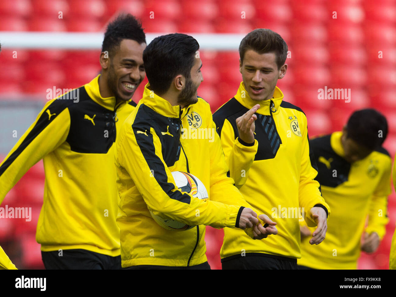 Nuri sahin liverpool fc anfield hi-res stock photography and images - Alamy