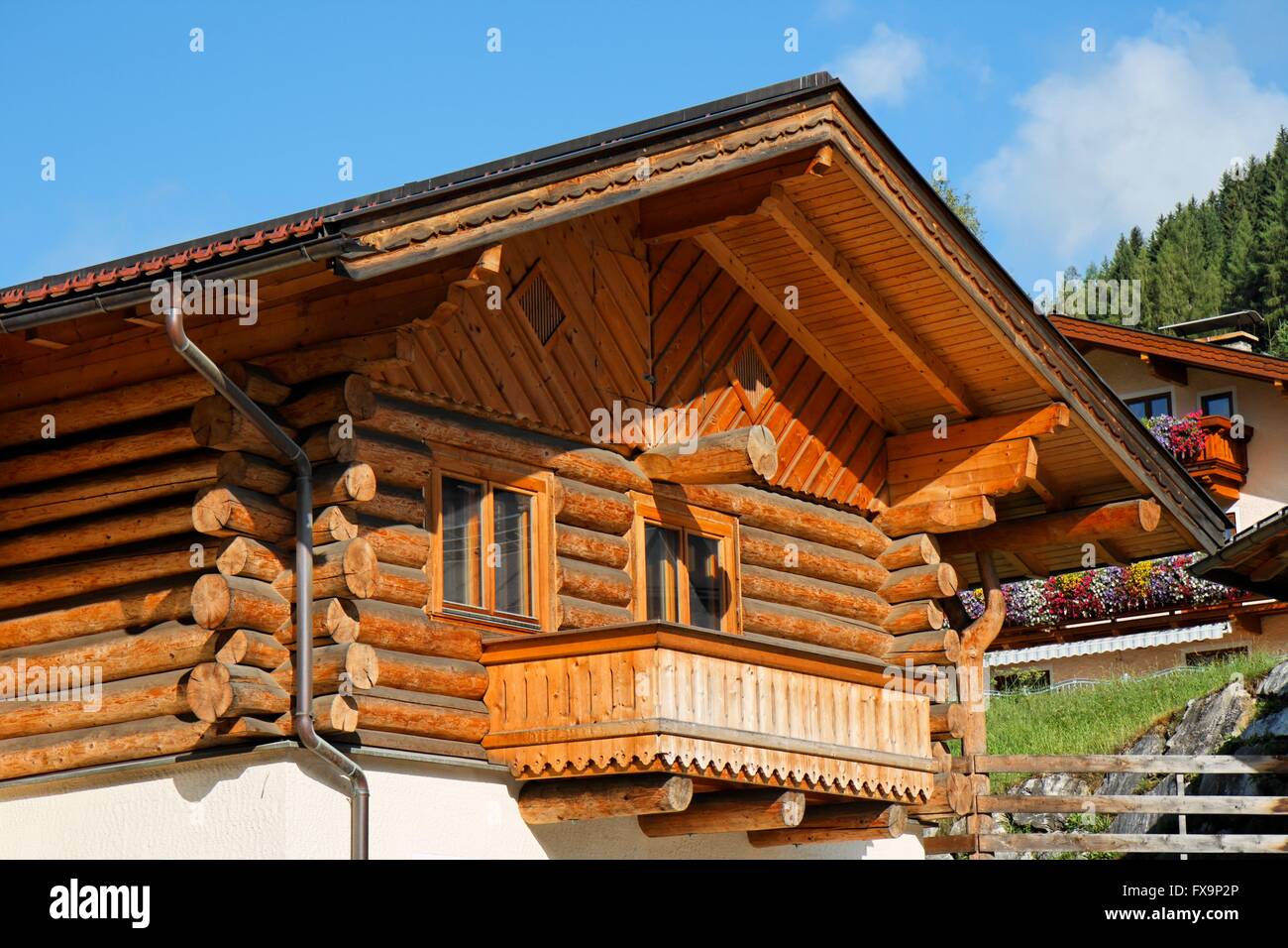 Alpine chalet hi-res stock photography and images - Alamy