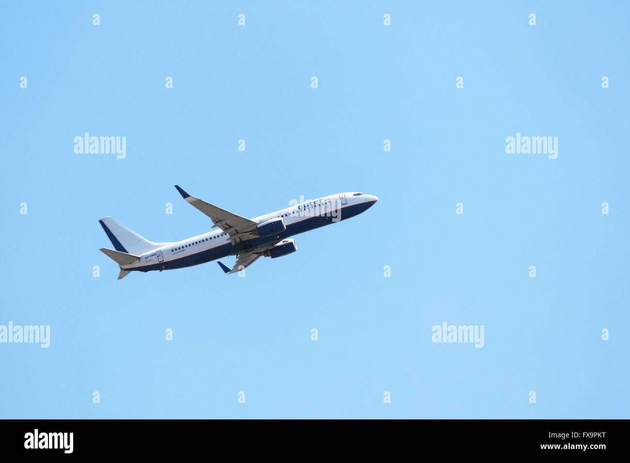 Enter airlines hi-res stock photography and images - Alamy