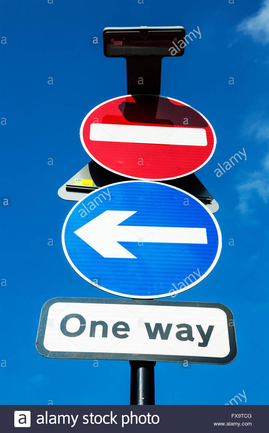 Road Signs No Entry High Resolution Stock Photography and Images - Alamy