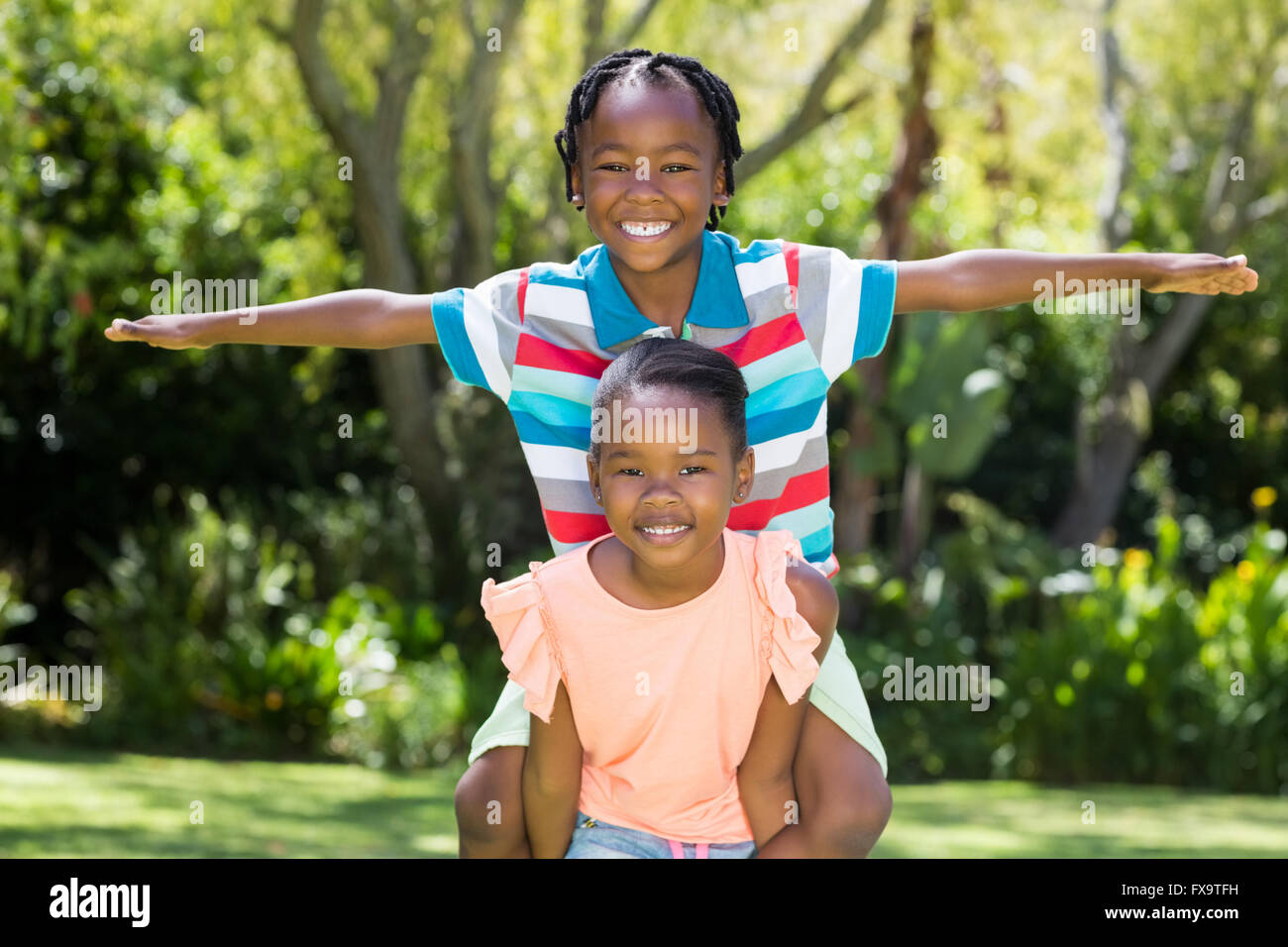 Young children posing Stock Photo - Alamy