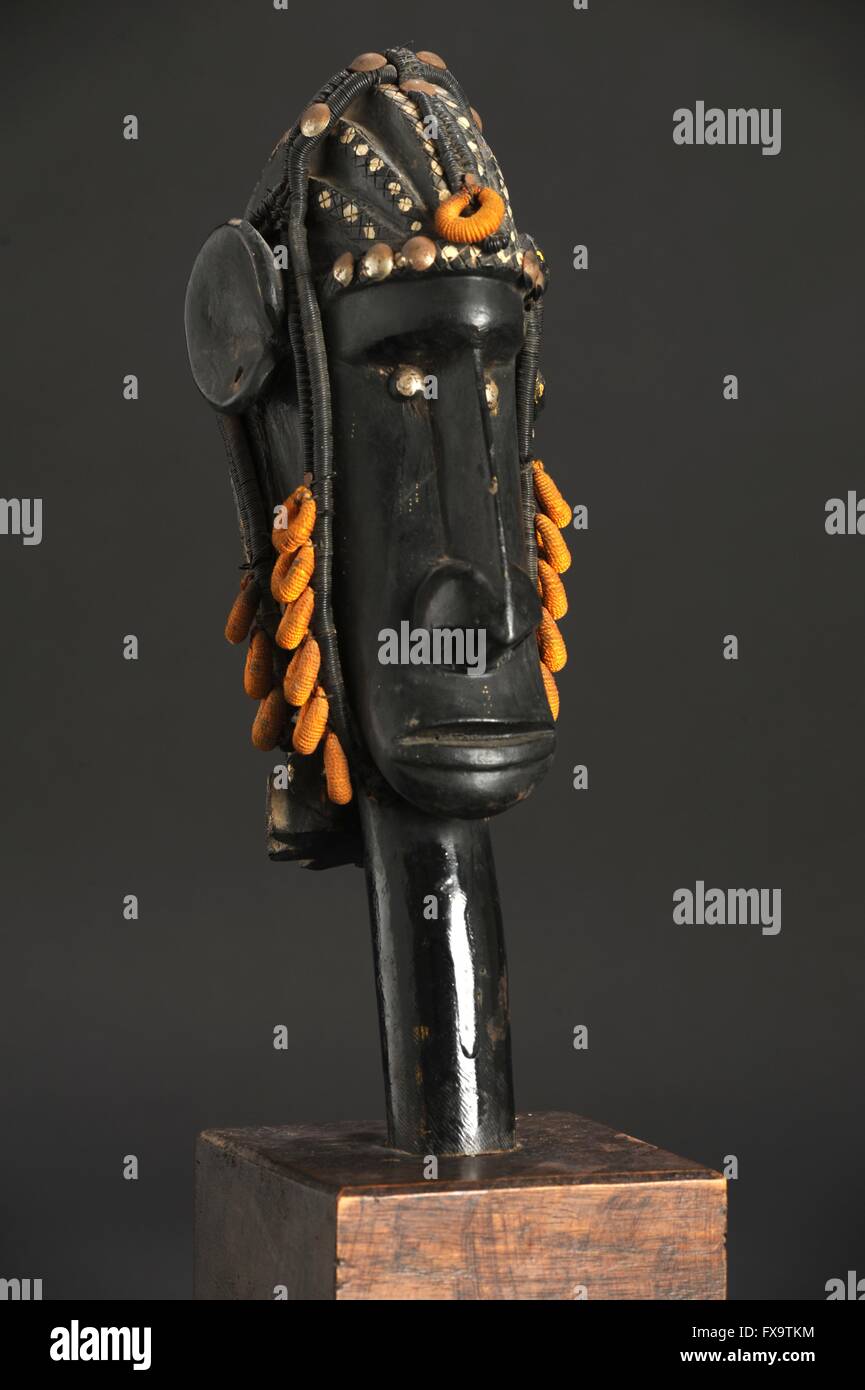Bamana ceremony mask from Mali Stock Photo - Alamy