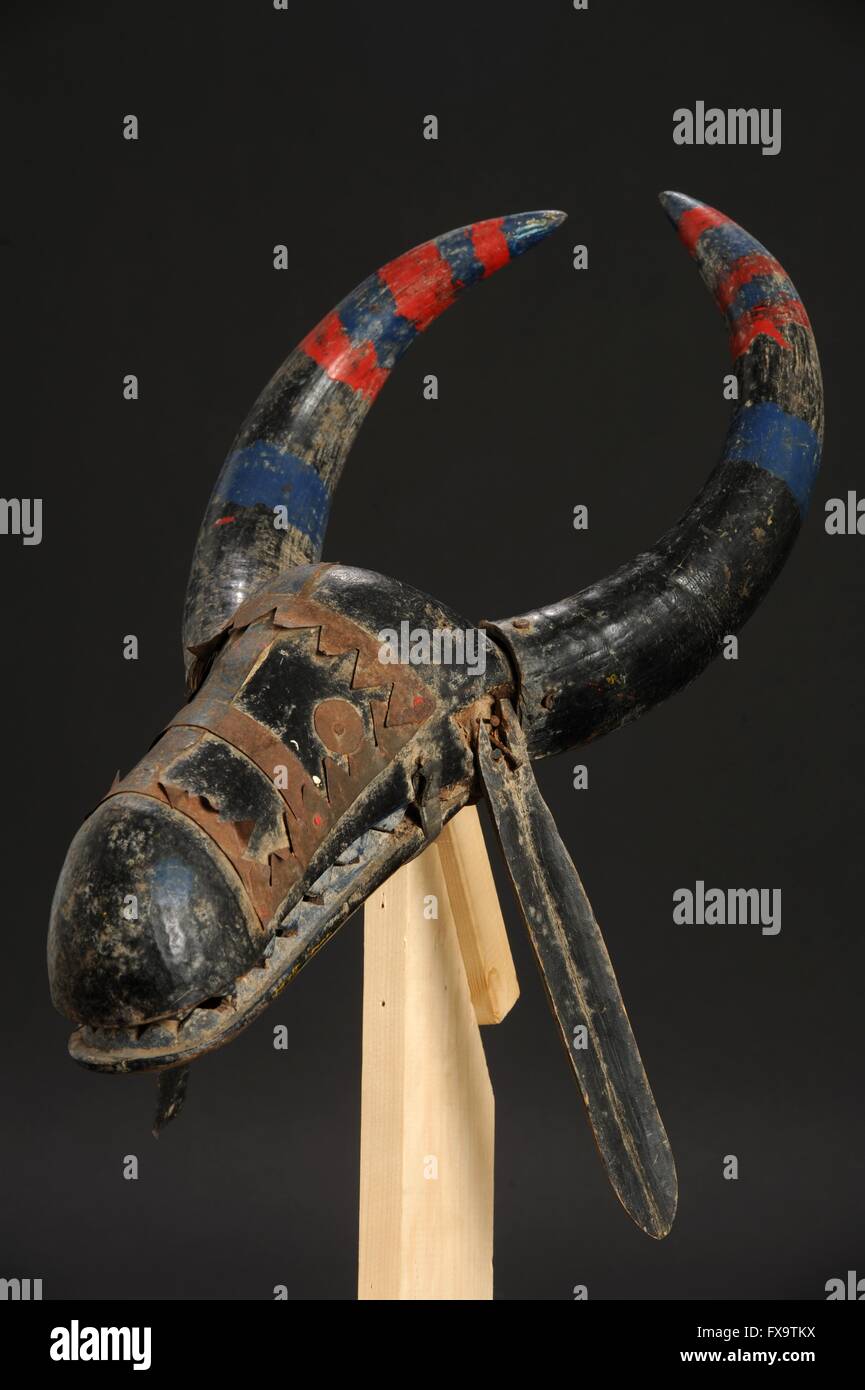 Bamana ceremony mask from Mali Stock Photo - Alamy