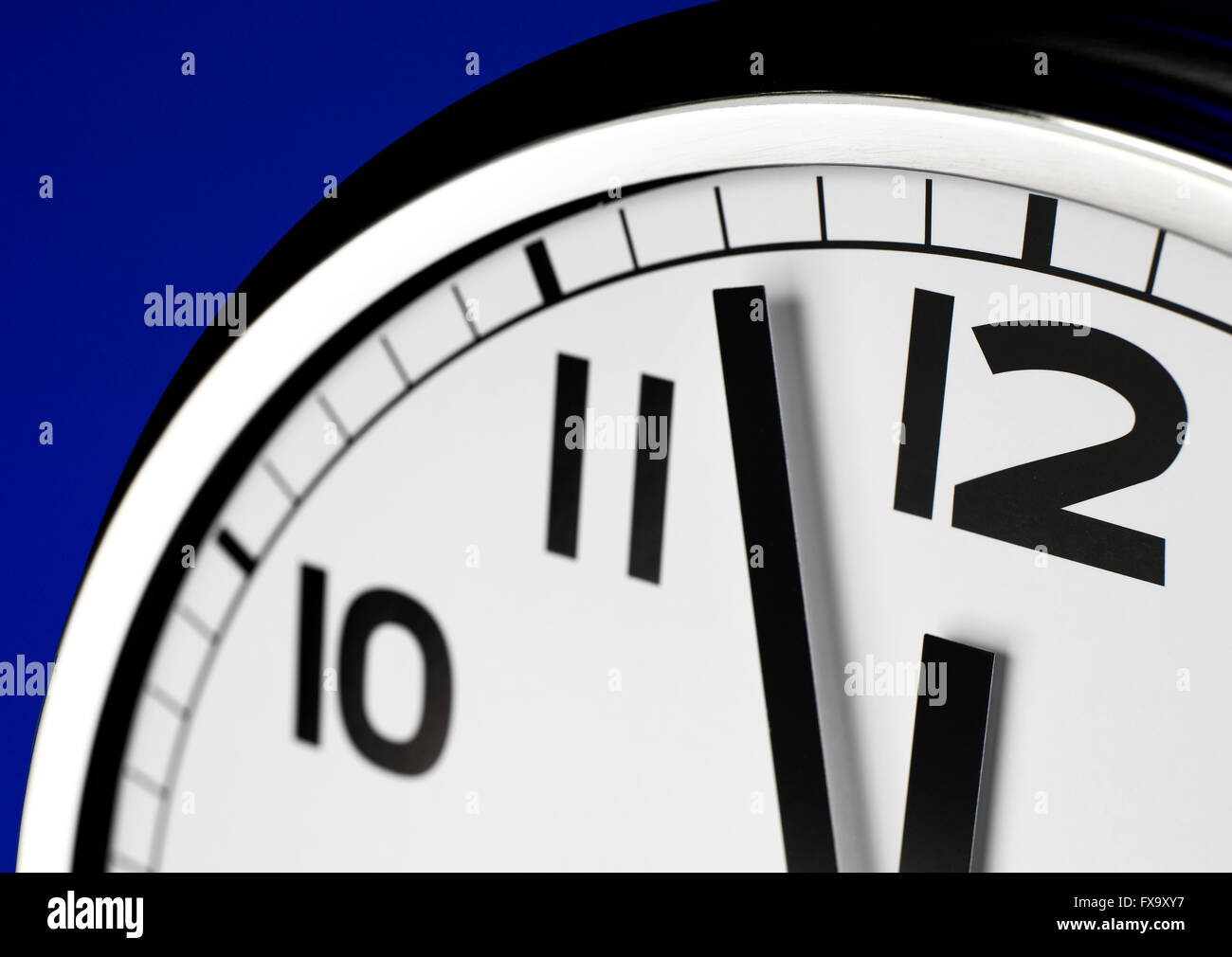 Clock macro hi-res stock photography and images - Alamy