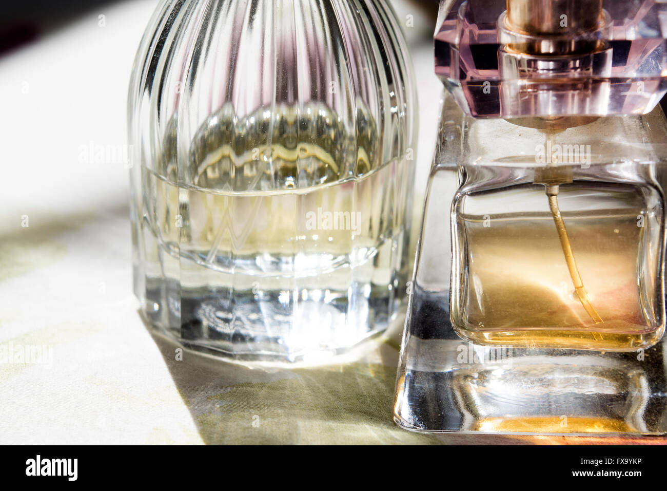 Perfumes bottles hi-res stock photography and images - Alamy