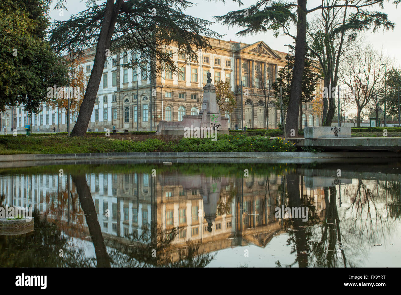 University of porto hi-res stock photography and images - Alamy