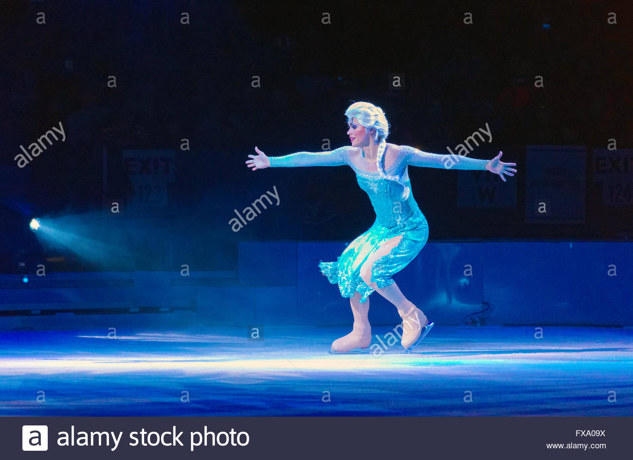 Disney On Ice Frozen High Resolution Stock Photography and Images - Alamy