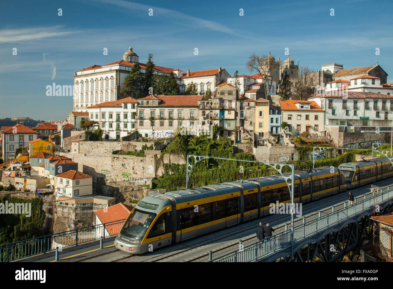 Porto metro hi-res stock photography and images - Alamy