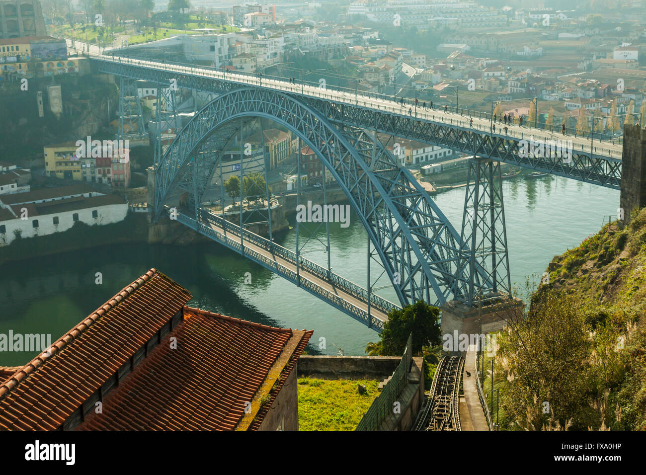 Luis I bridge across river Douro in Porto, Portugal Stock Photo - Alamy