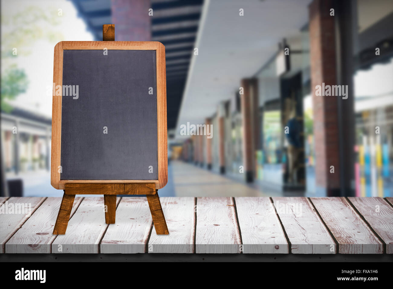 Retail stores hi-res stock photography and images - Alamy