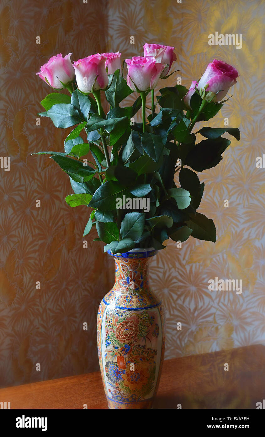 Chinese vase hi-res stock photography and images - Alamy