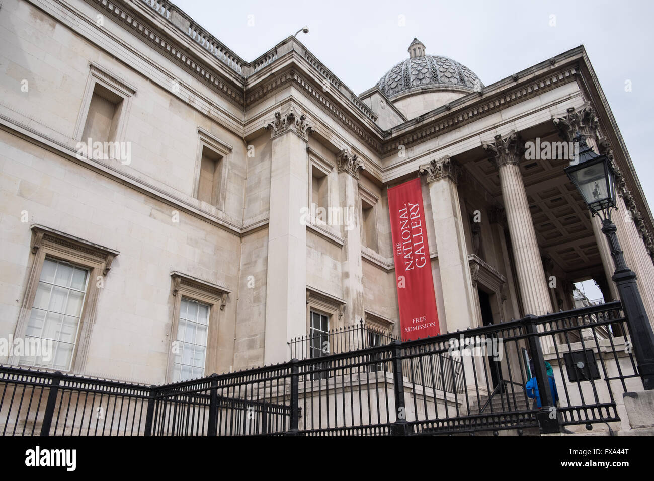 The National Gallery museum, Trafalgar Square, London, England Stock ...