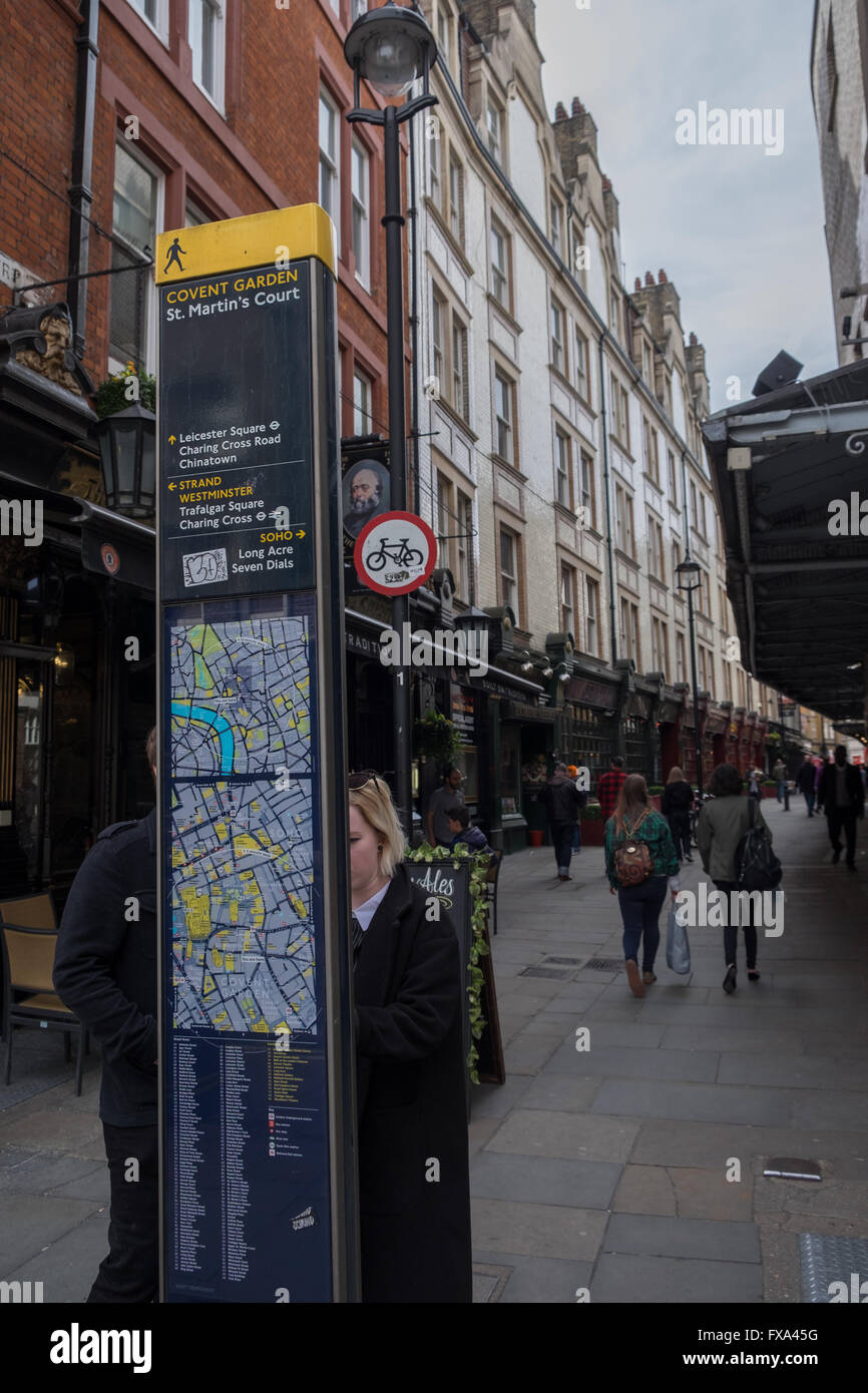 Street map london central hi-res stock photography and images - Alamy