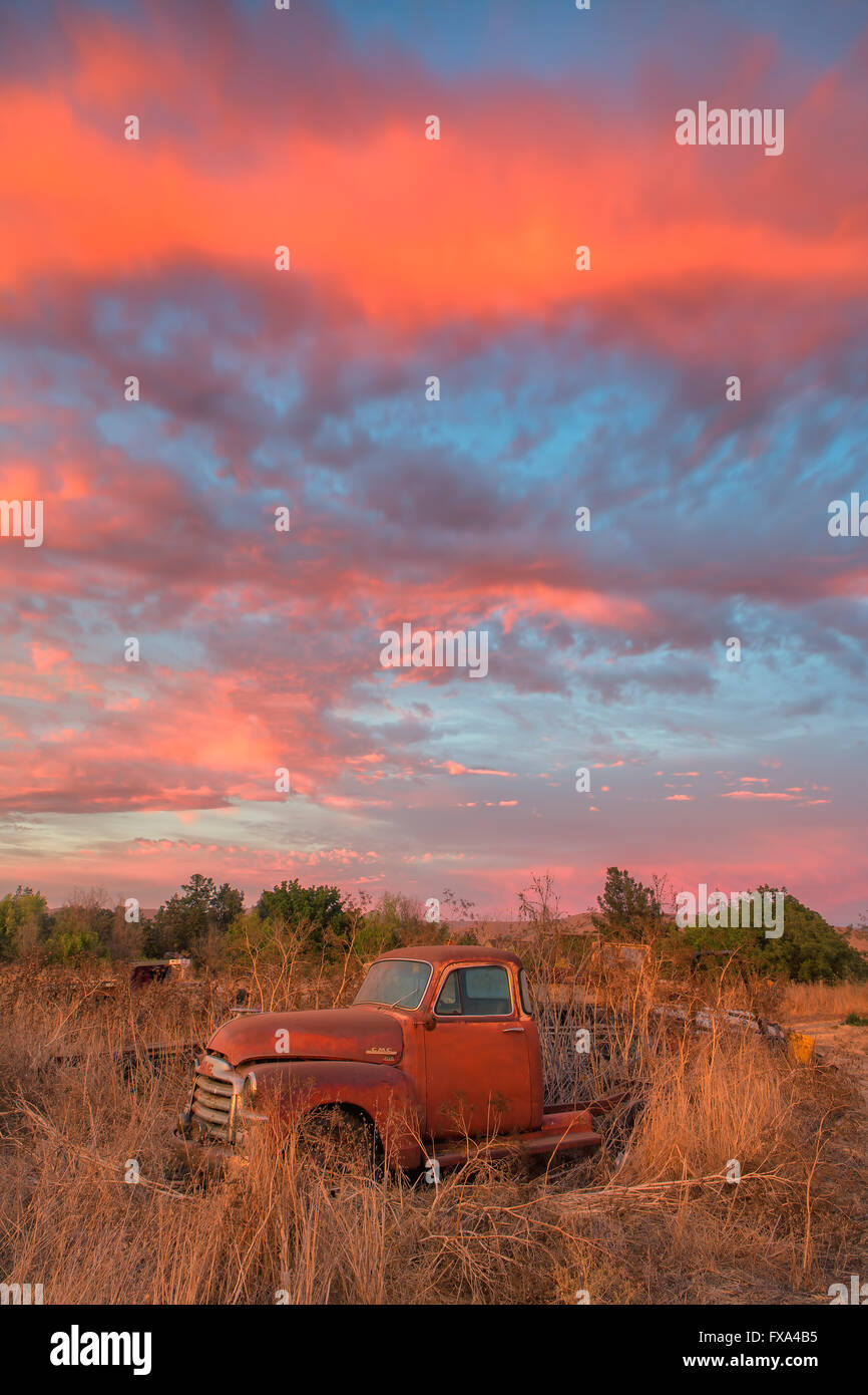 Five window gmc truck hi-res stock photography and images - Alamy