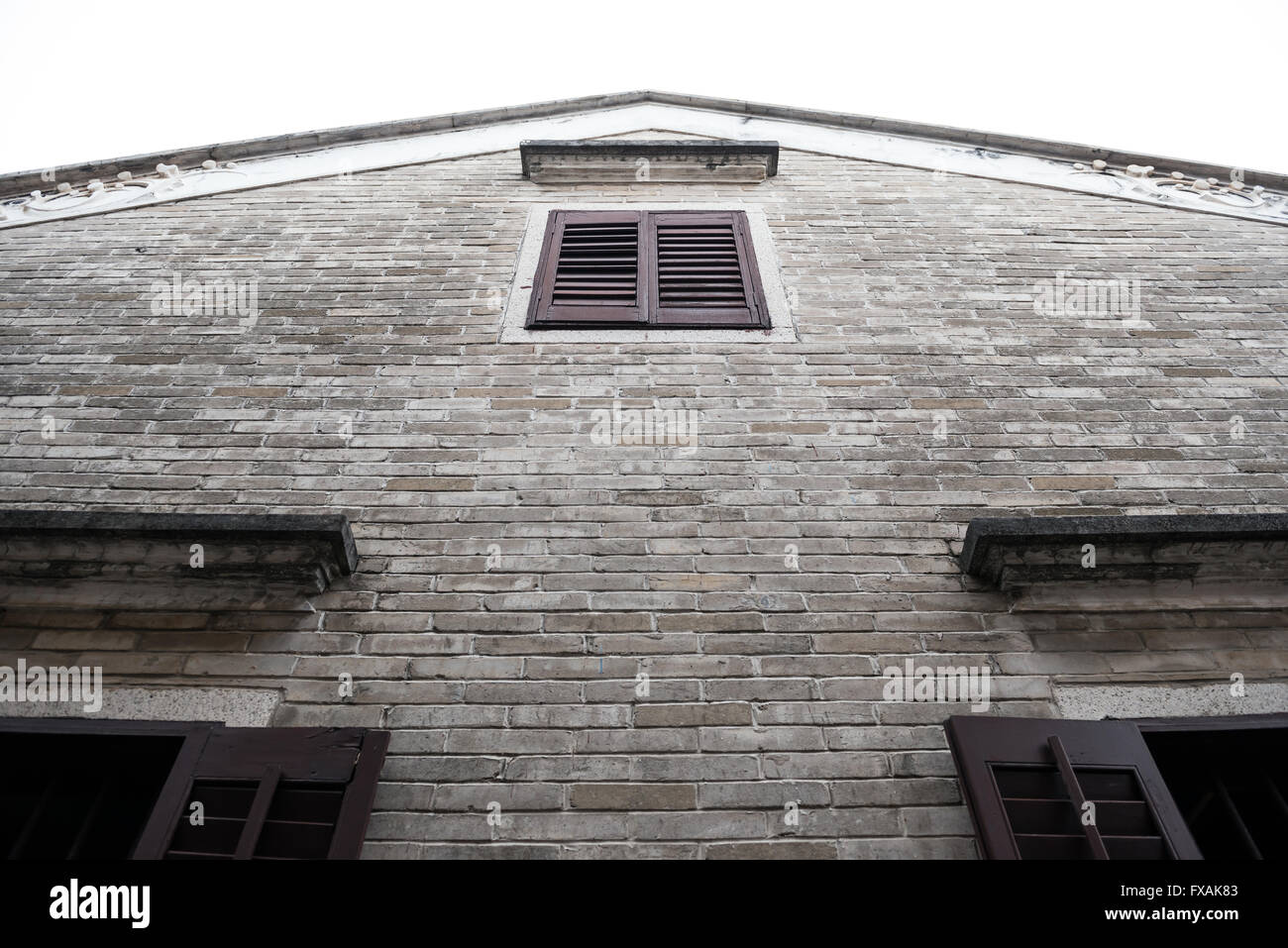 Beautiful old chinese building hi-res stock photography and images - Alamy