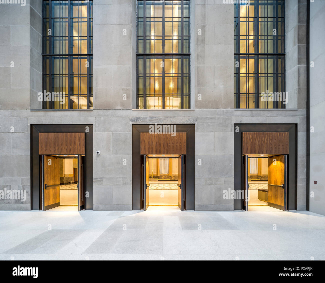 Open banking hall hi-res stock photography and images - Alamy
