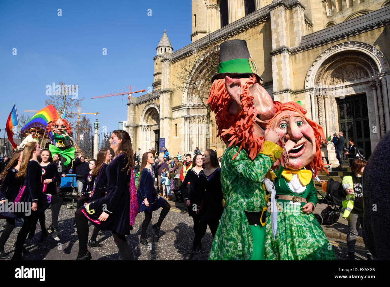 St patricks day parade belfast hi-res stock photography and images - Alamy