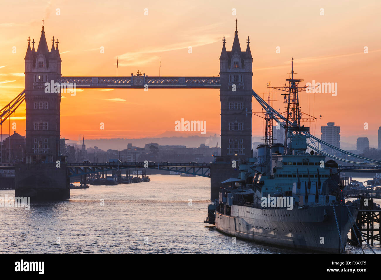 England, London, Tower Bridge at Dawn Stock Photo - Alamy