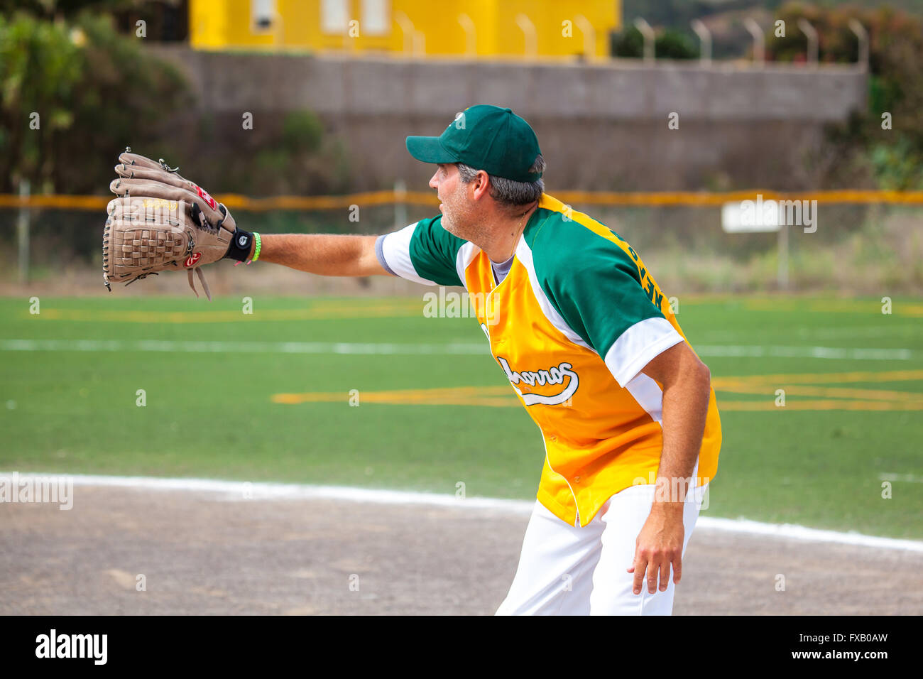 male versus male softball match Stock Photo - Alamy
