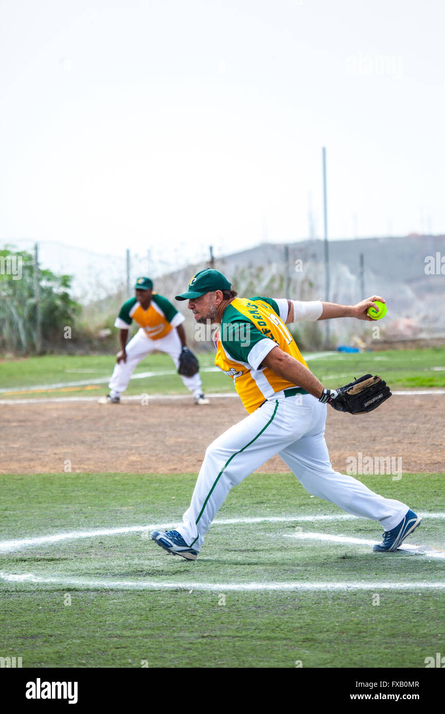 male versus male softball match Stock Photo - Alamy