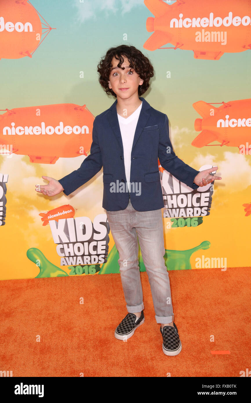 Celebrities attend Nickelodeon's 2016 Kids' Choice Awards at The Forum ...