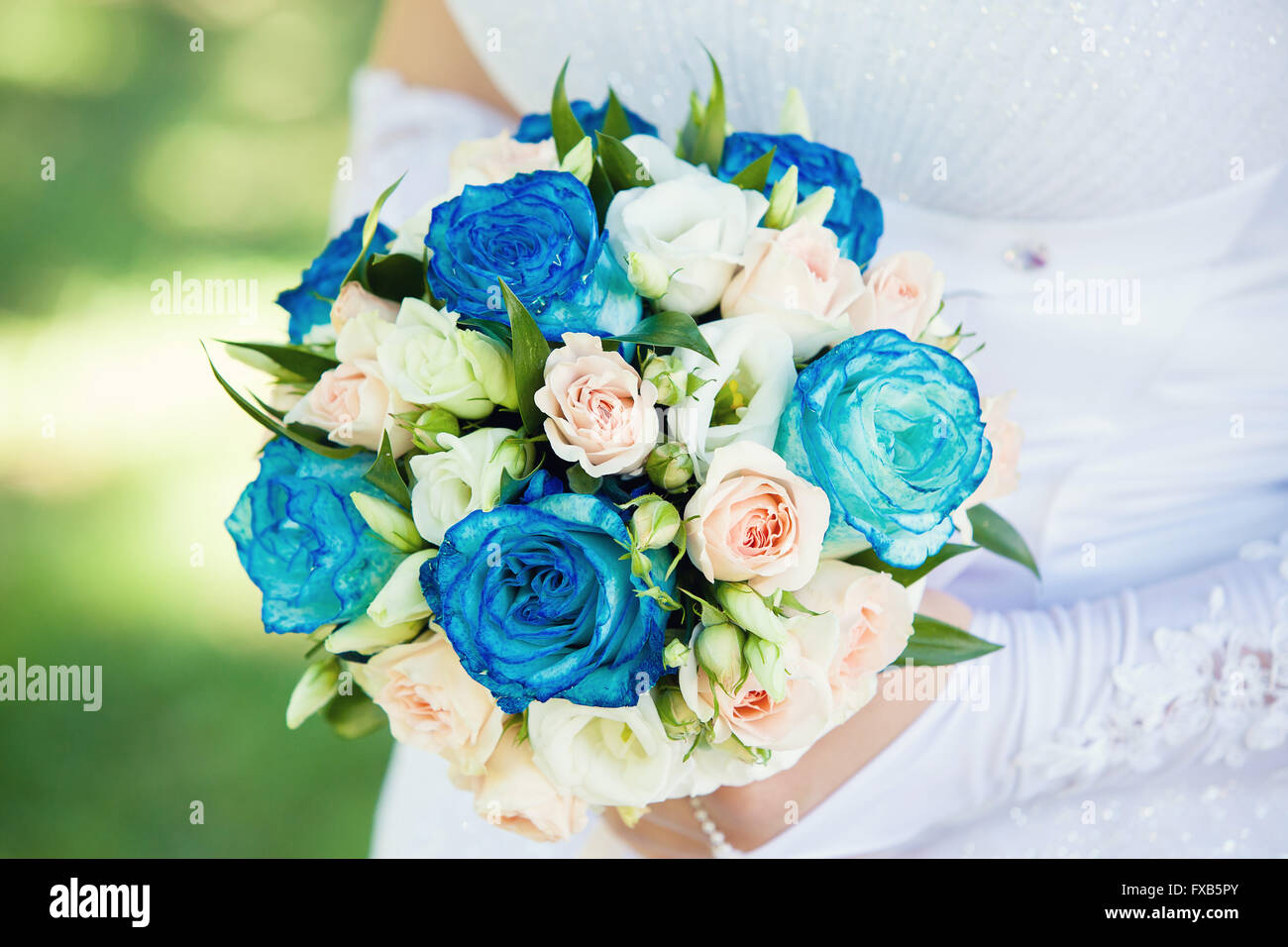 Blue Roses Bridal Bouquet at Ruby Dougharty blog