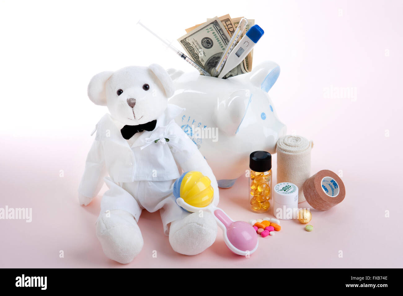 Thermometers and baby hi-res stock photography and images - Alamy