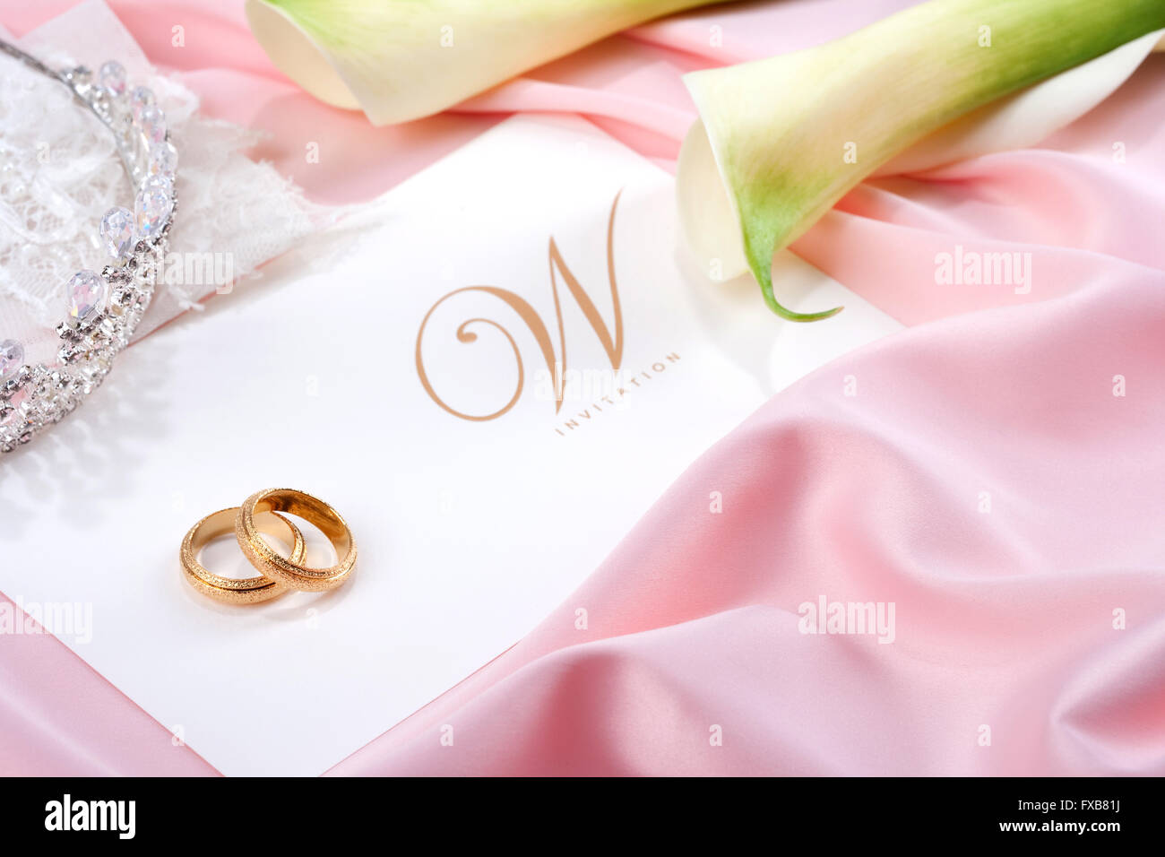 Gold calla hi-res stock photography and images - Alamy