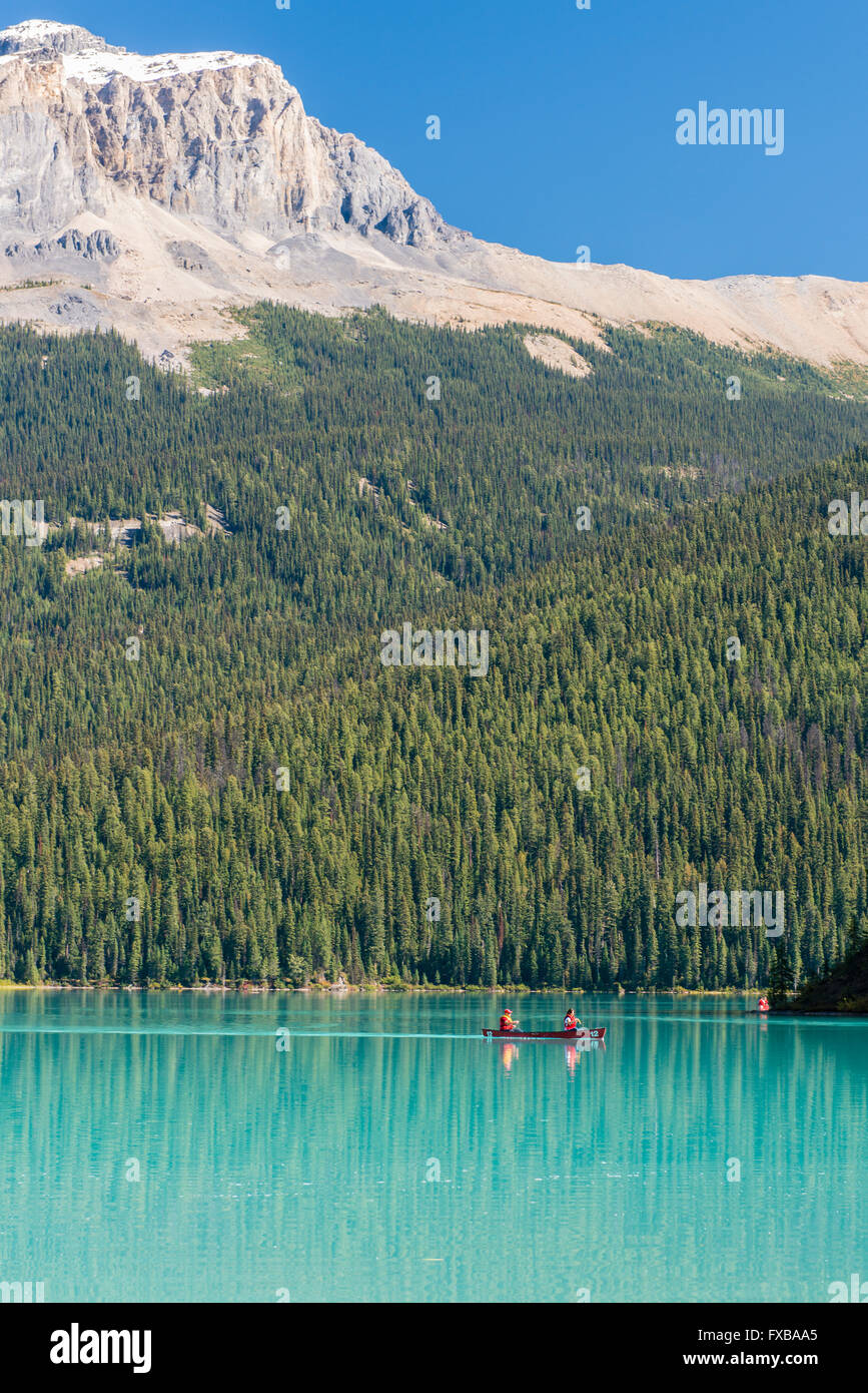 Emerald Lake, Yoho National Park, Canadian Rockies, British Columbia ...