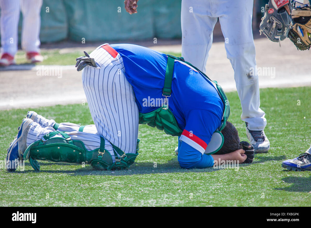 male versus male softball match Stock Photo - Alamy