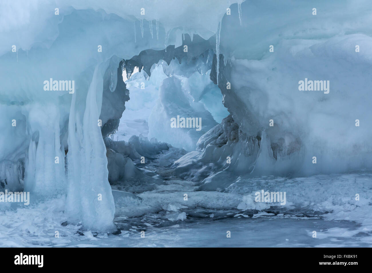 Snow caves of ice Stock Photo - Alamy