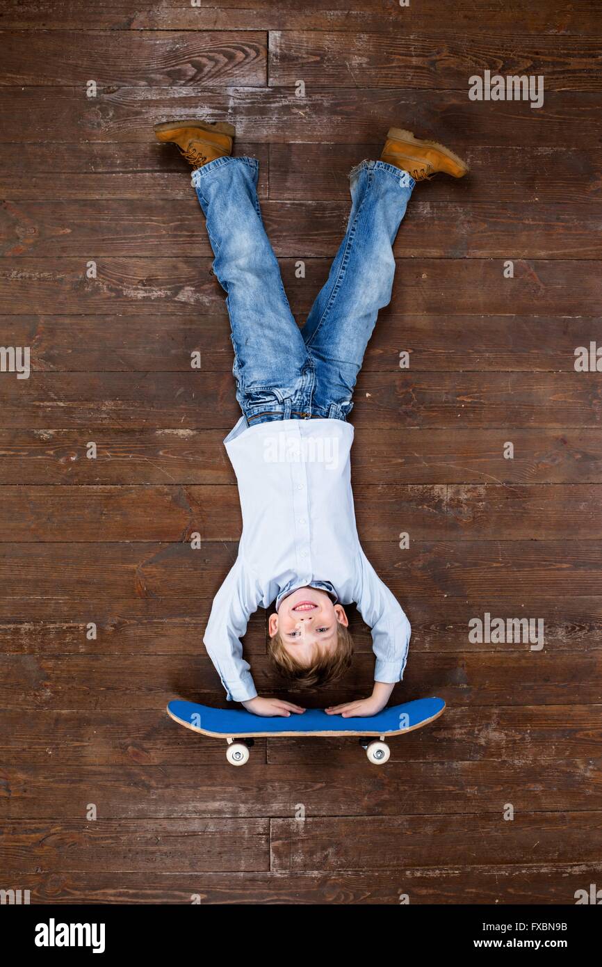 Top view photo of little boy Stock Photo - Alamy