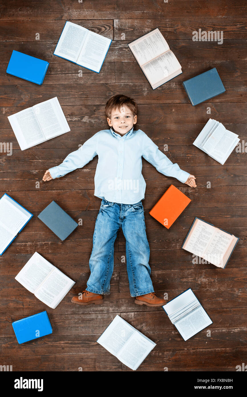 Top view photo of little boy Stock Photo - Alamy