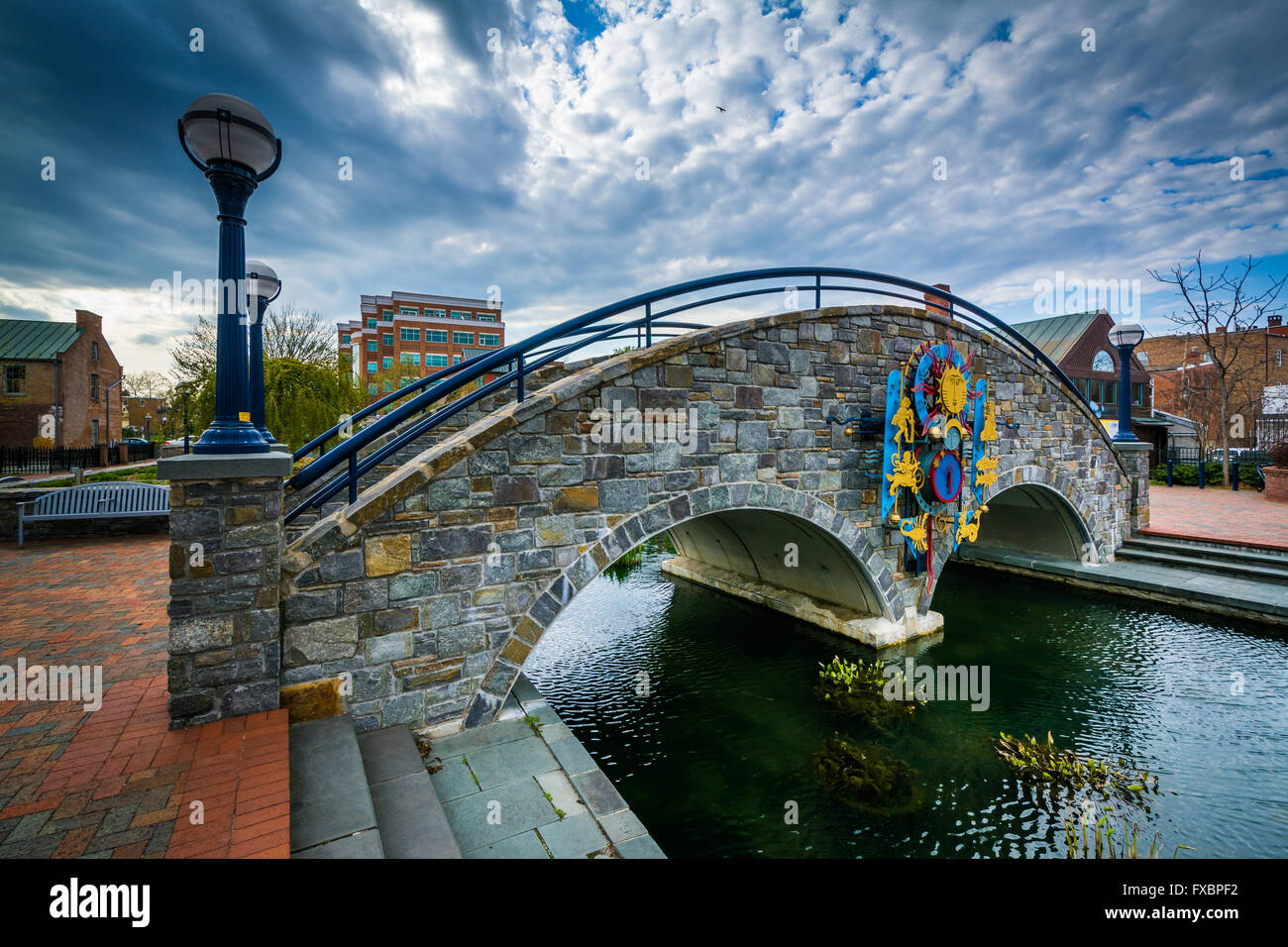 Stone bridge over Carroll Creek, in Frederick, Maryland Stock Photo - Alamy