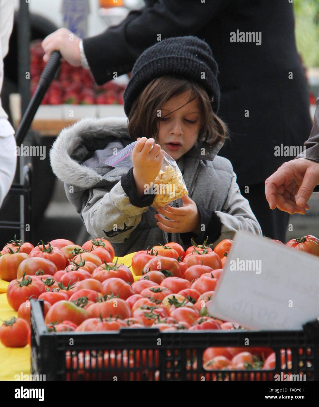 Rodger Berman takes his two boys to the Farmers Market in Beverly Hills ...