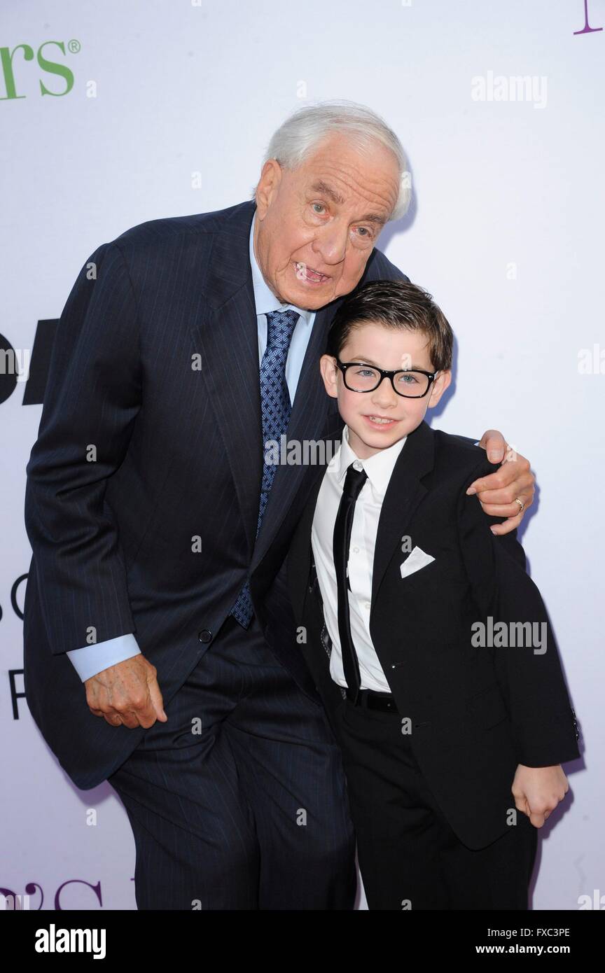 Los Angeles, CA, USA. 13th Apr, 2016. Owen Vaccaro, Gary Marshall at ...