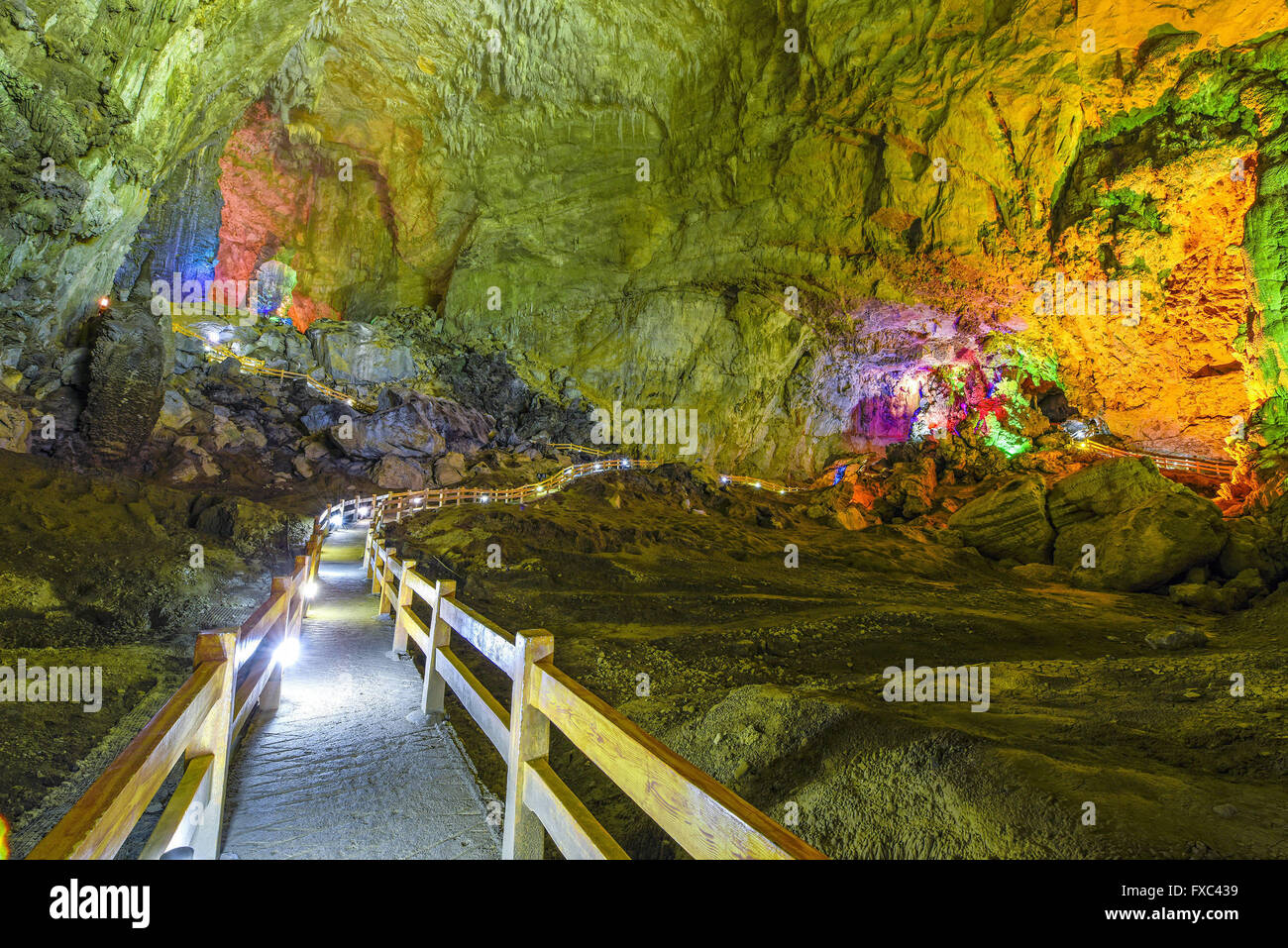 Hechi, Hechi, CHN. 14th Apr, 2016. Hechi, CHINA - April 9 2016 ...