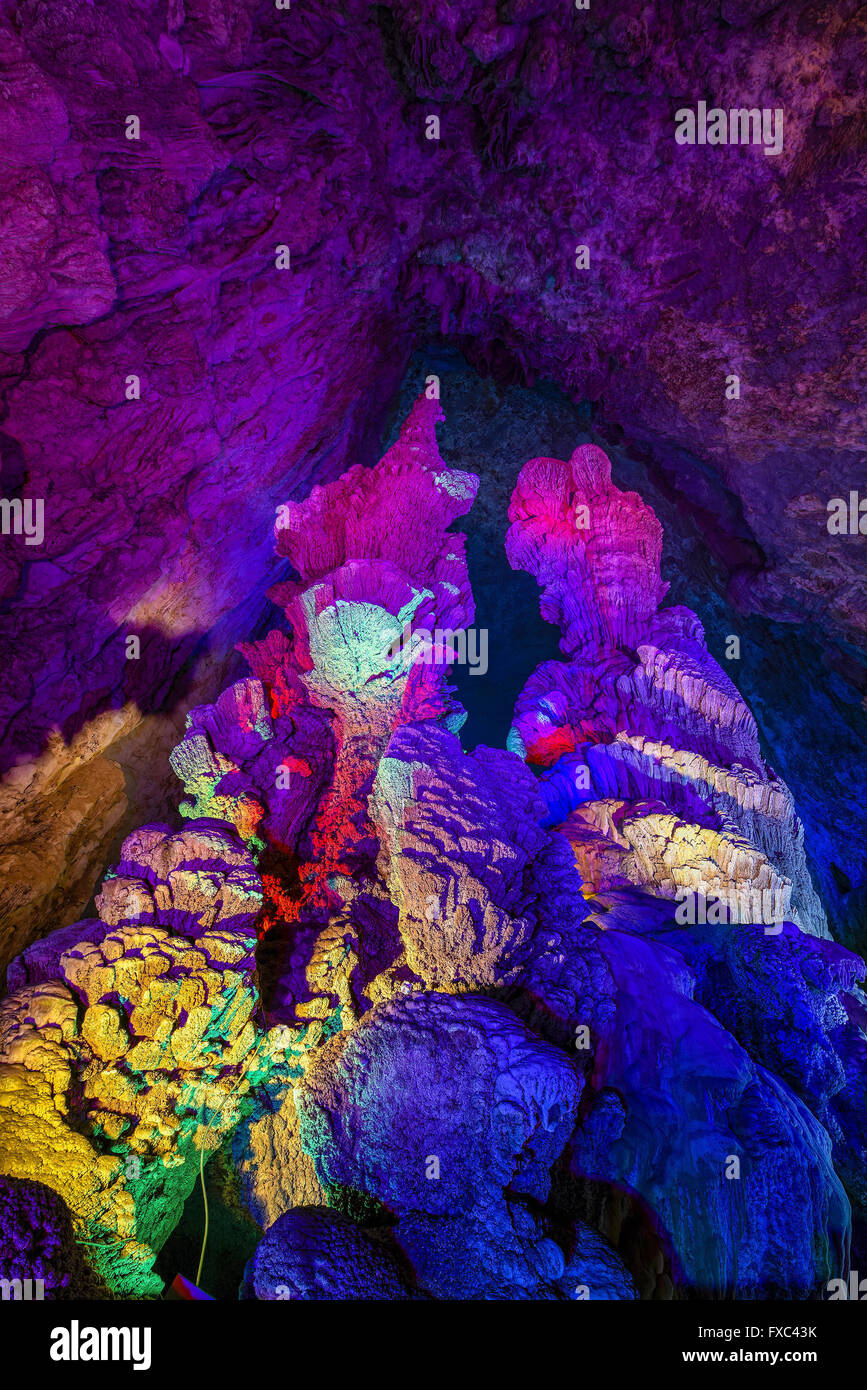 Hechi, Hechi, CHN. 14th Apr, 2016. Hechi, CHINA - April 9 2016 ...