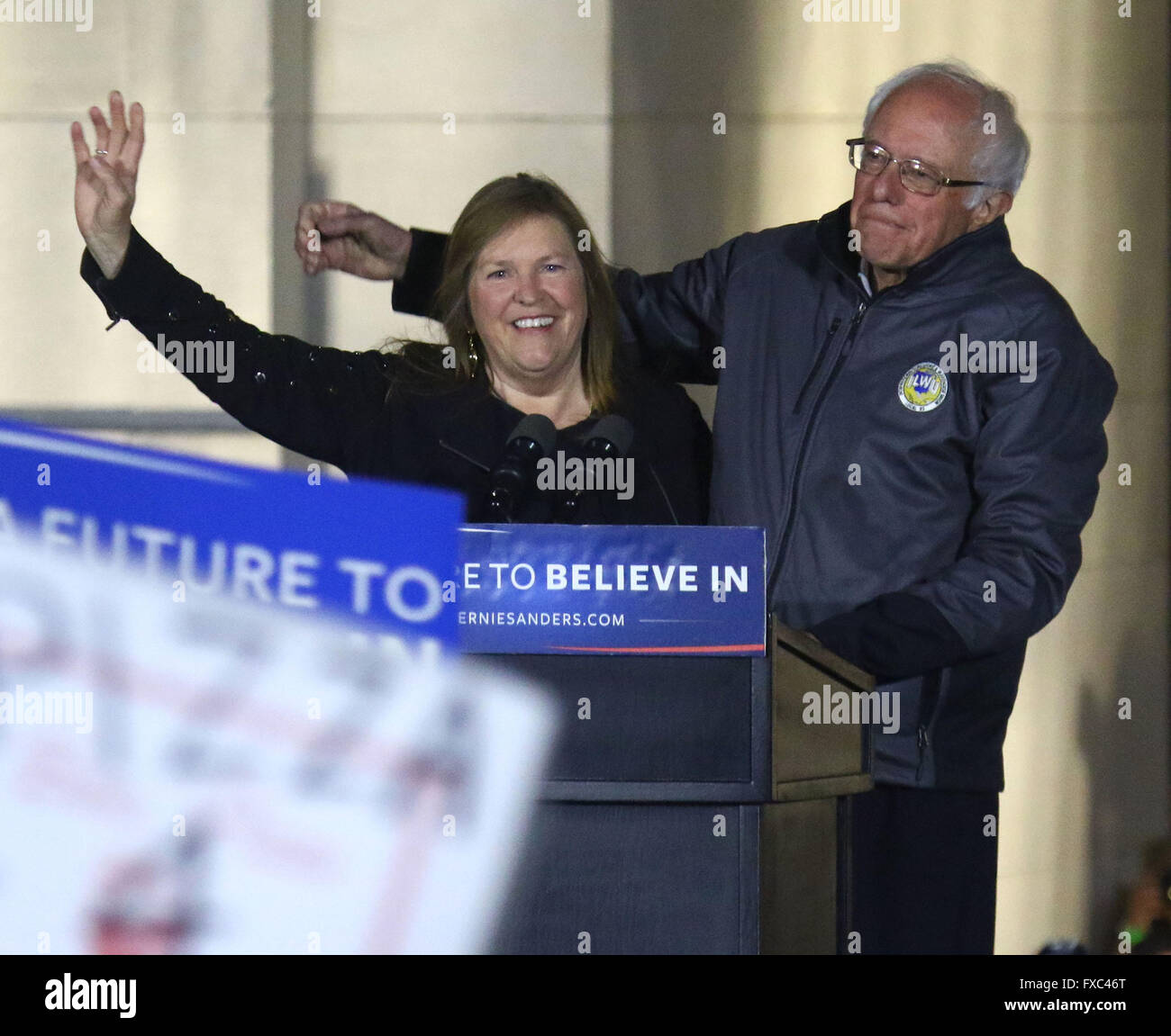 New York, New York, USA. 13th Apr, 2016. Democratic Presidential ...