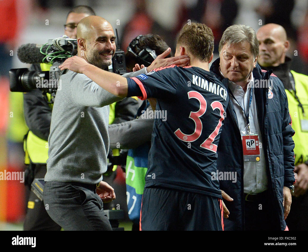 Bayern munichs joshua kimmich celebrates hi-res stock photography and ...