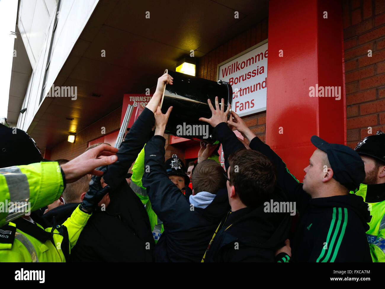 Liverpool fans anfield turnstiles hi-res stock photography and images ...