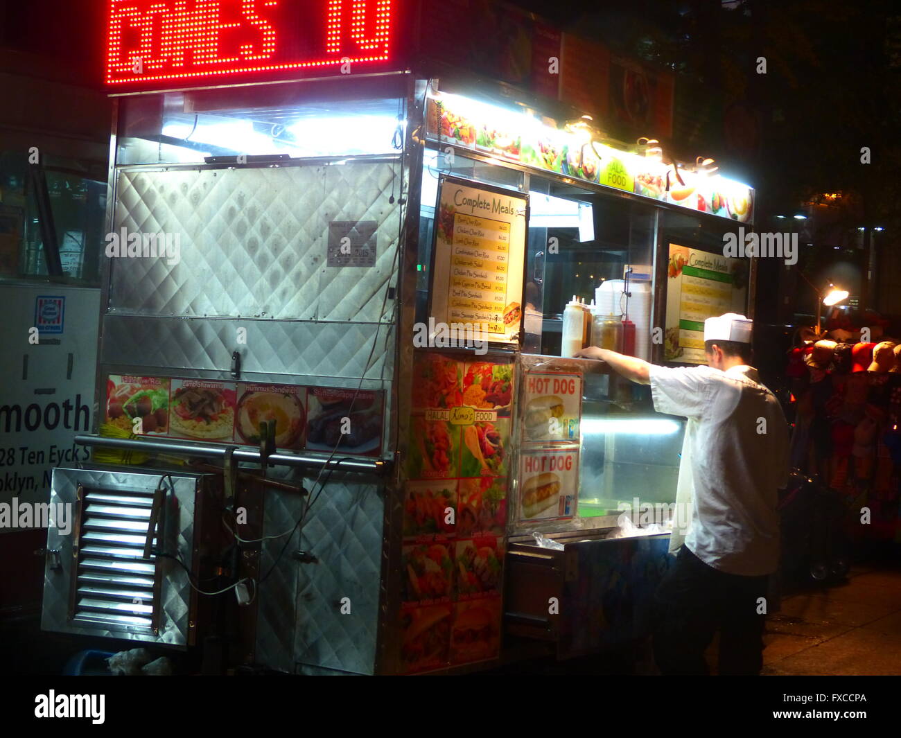 New York fast food stand Stock Photo - Alamy