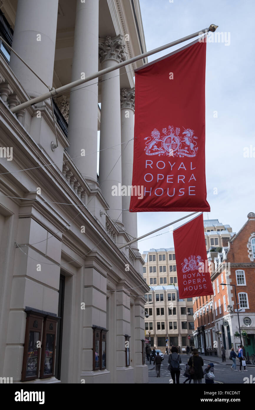 Royal opera house london hi-res stock photography and images - Alamy