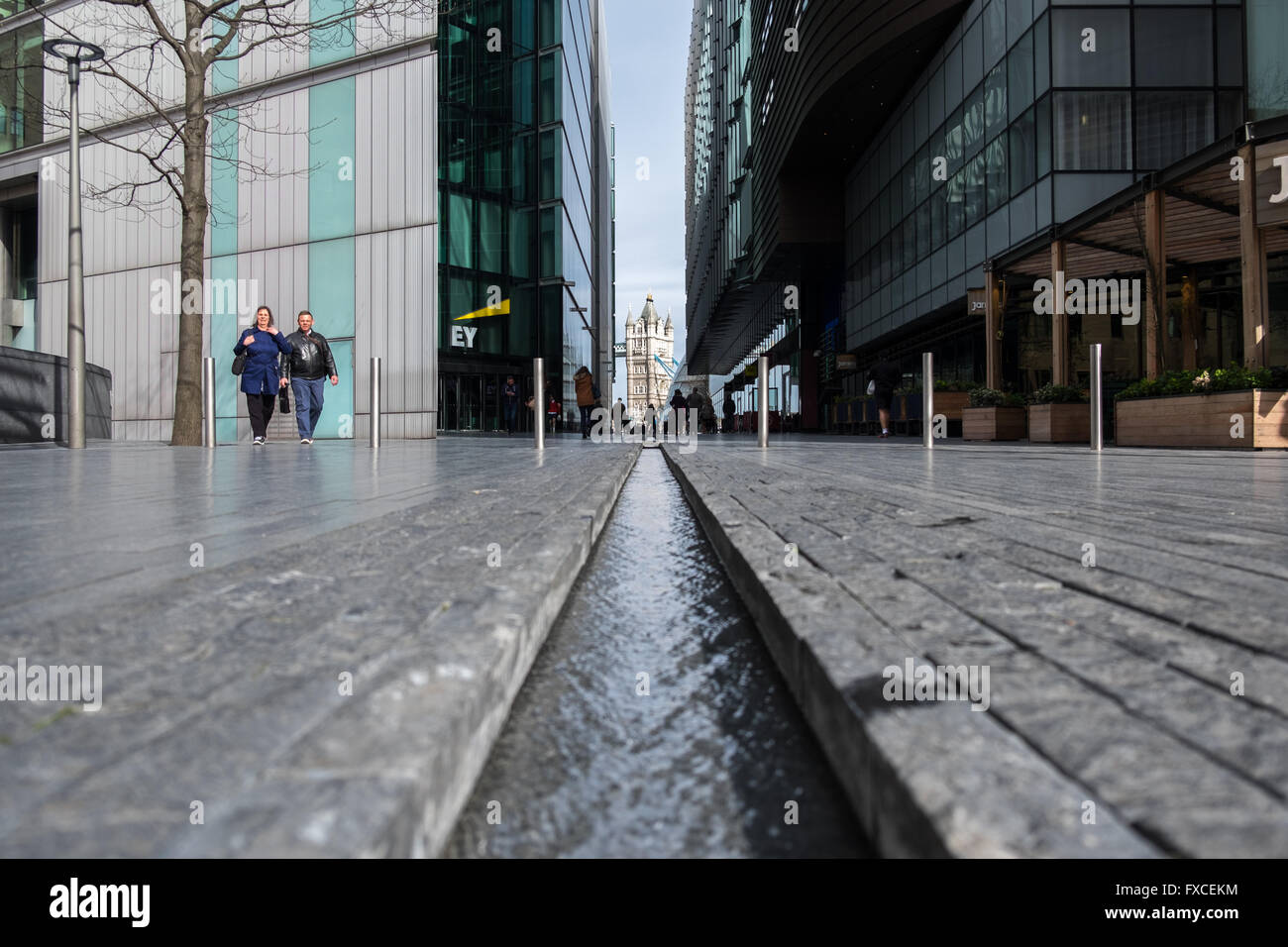 Pedestrianized area at More London, London, UK Stock Photo - Alamy