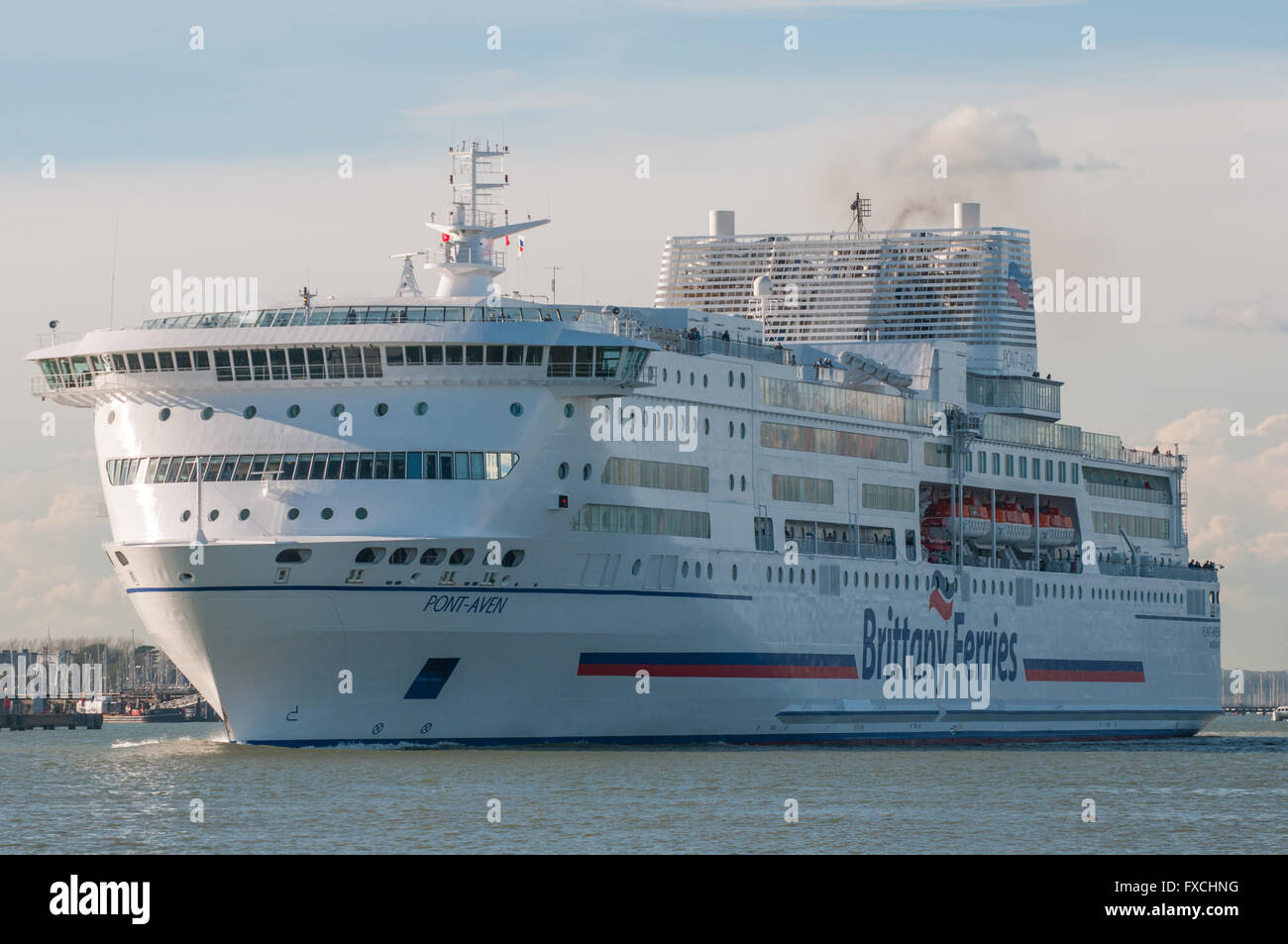 Brittany ferries ship pont aven hi-res stock photography and images - Alamy