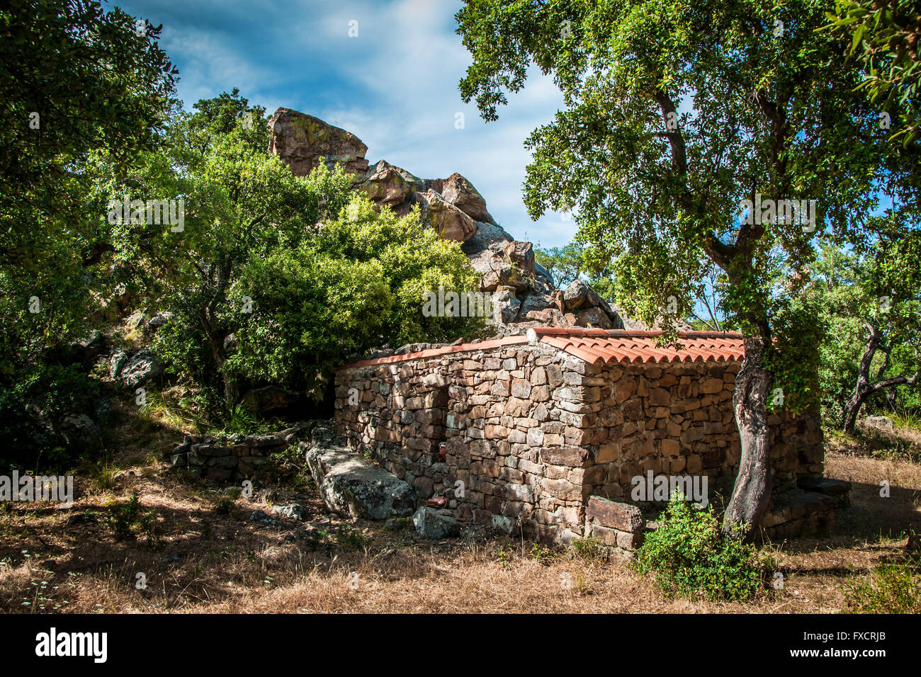 Abandoned stone building in the mountains Stock Photo - Alamy